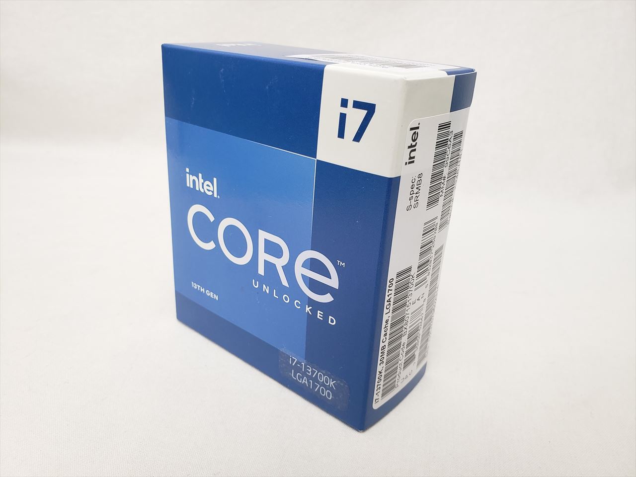 Core i7-13700K BOX (3.4/2.5GHz 16(8+8)コア/24スレッド Turbo Boost Max3.0/スマート ...