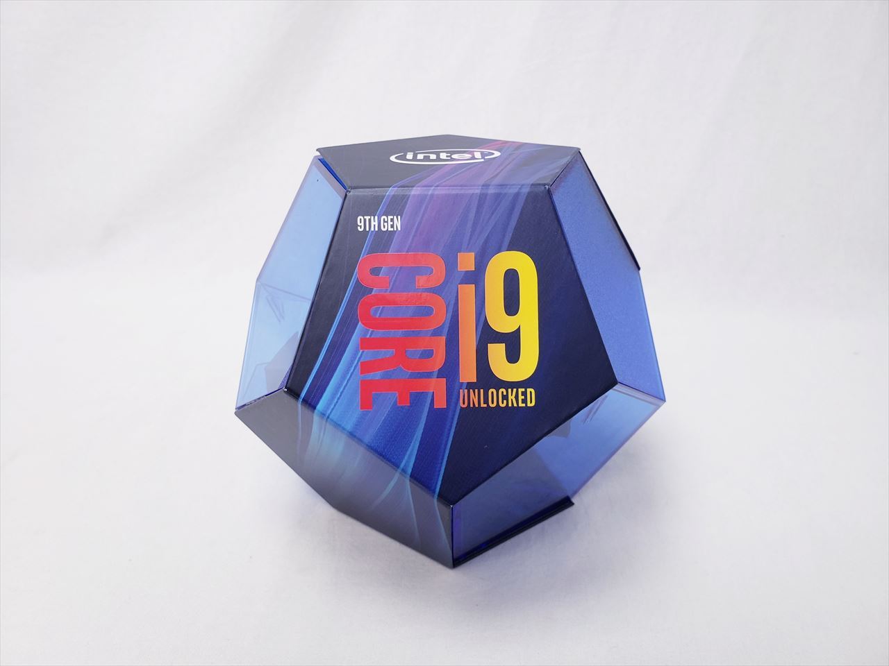 Core i9-9900K BOX (3.60GHz/ターボブースト時5.00GHz/8-core 16-thread/Total Cache ...