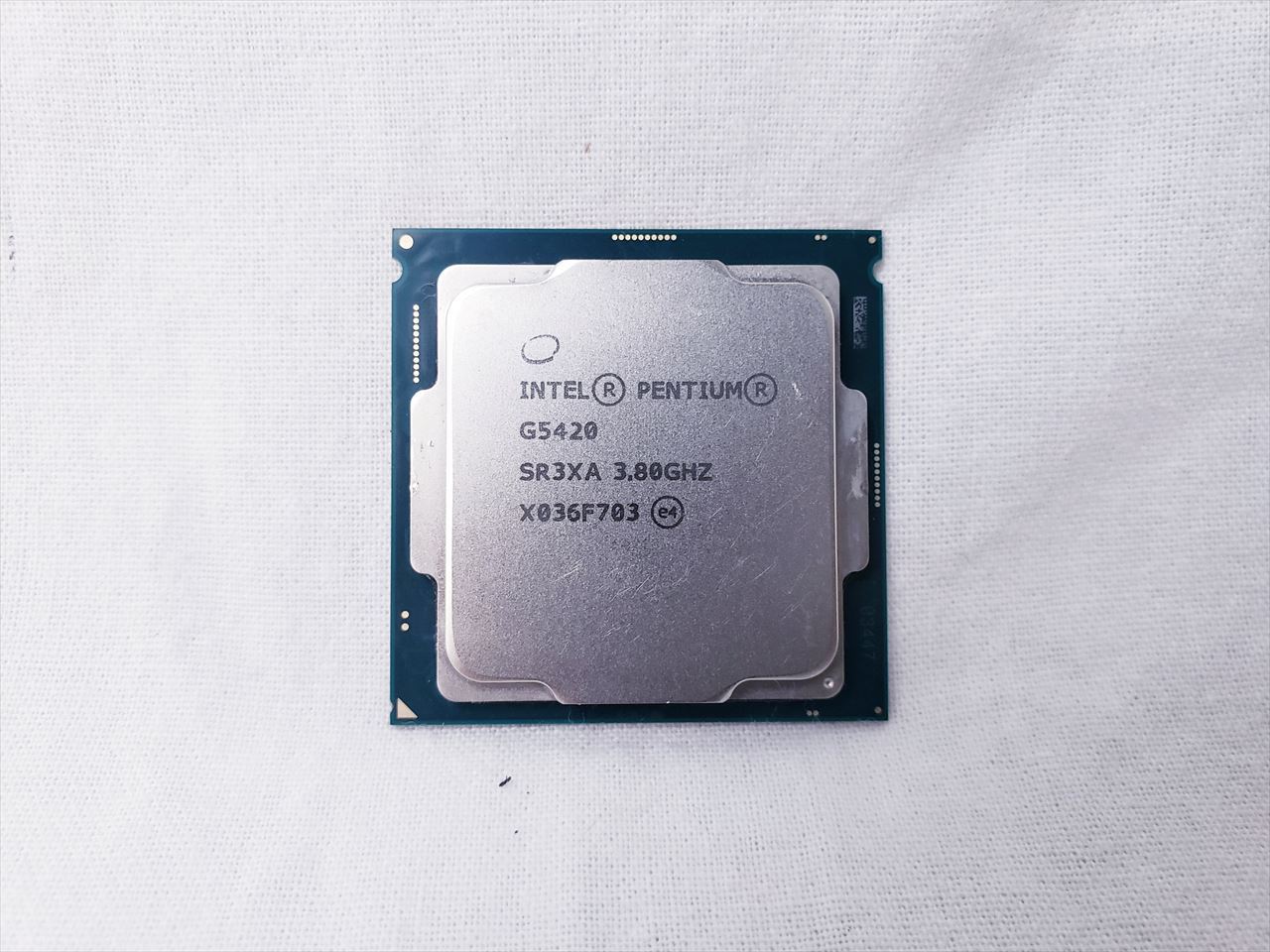 Pentium Gold G5420 バルク (3.80GHz/ターボブーストなし/2-core 4-thread/Total Cache 4MB/TDP54W/UHD Graphics ...