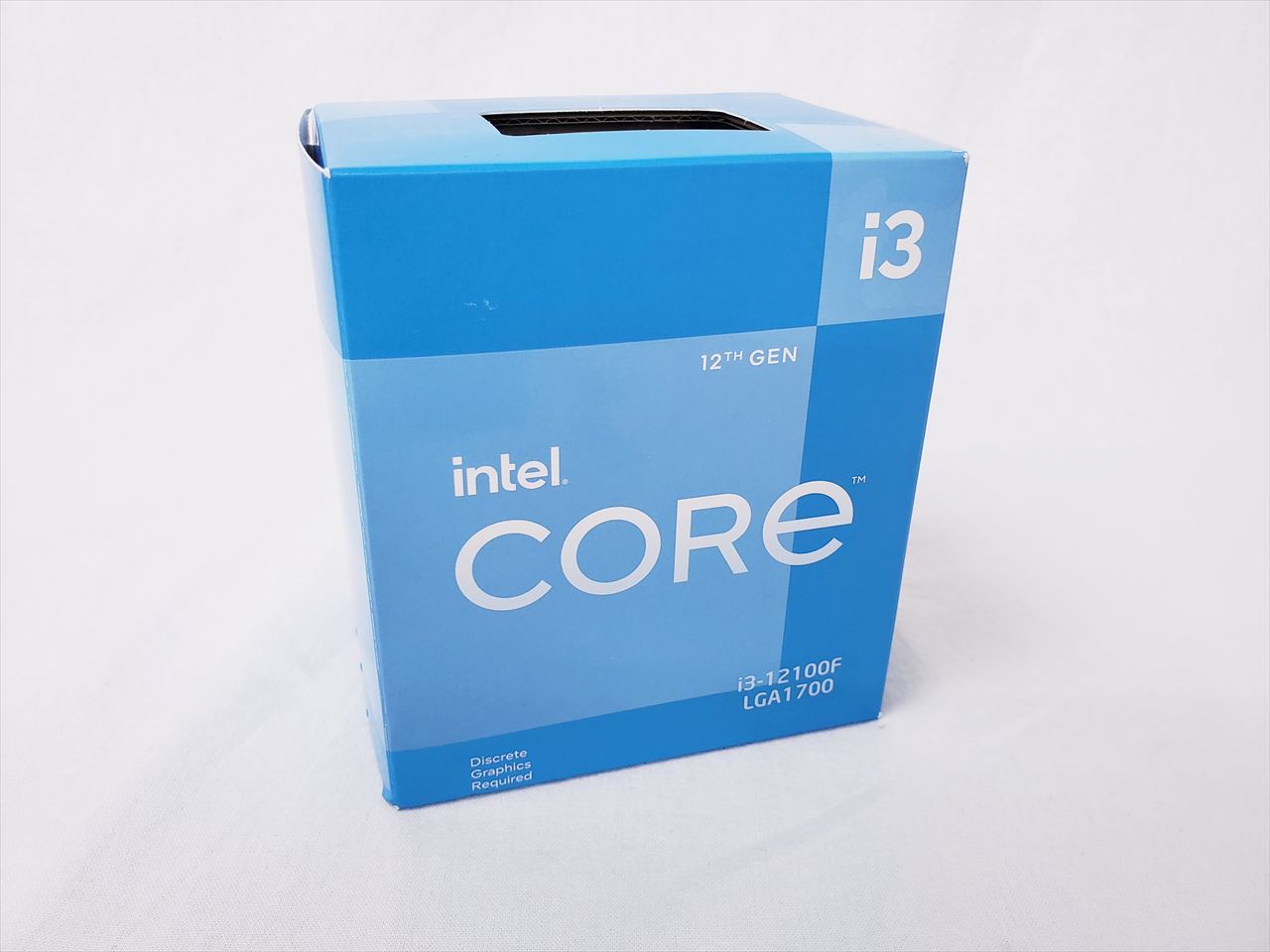Core i3-12100F BOX (P-core 4(3.3GHz)/8スレッド/Single P Turbo(4.3GHz)/Smart ...