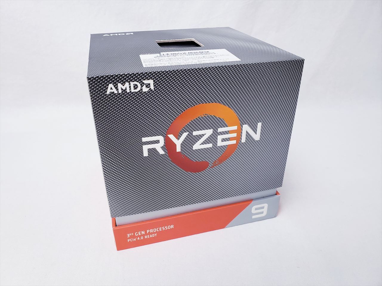 Ryzen 9 3900X With Wraith Prism cooler BOX 各サイトで併売につき売切れのさいはご容赦願います ...