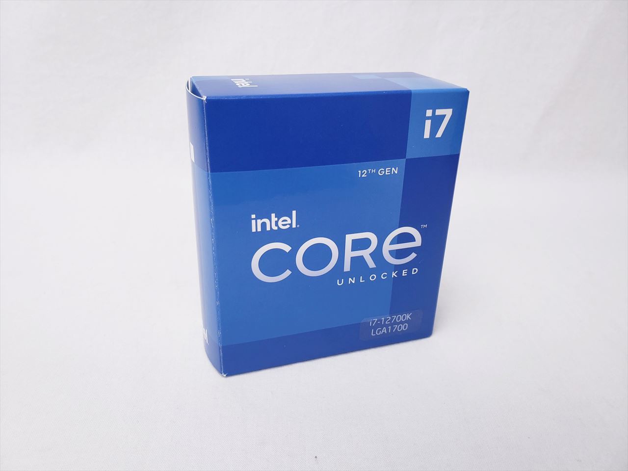 Core i7-12700K BOX (P-core 8(3.6GHz)+E-core 4(2.7GHz)/20スレッド/Sigle P ...