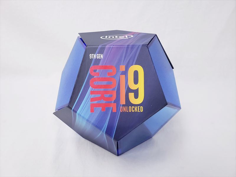 Core i9-9900K BOX (3.60GHz/ターボブースト時5.00GHz/8-core 16-thread/Total Cache 16MB/TDP95W/UHD Graphics ...