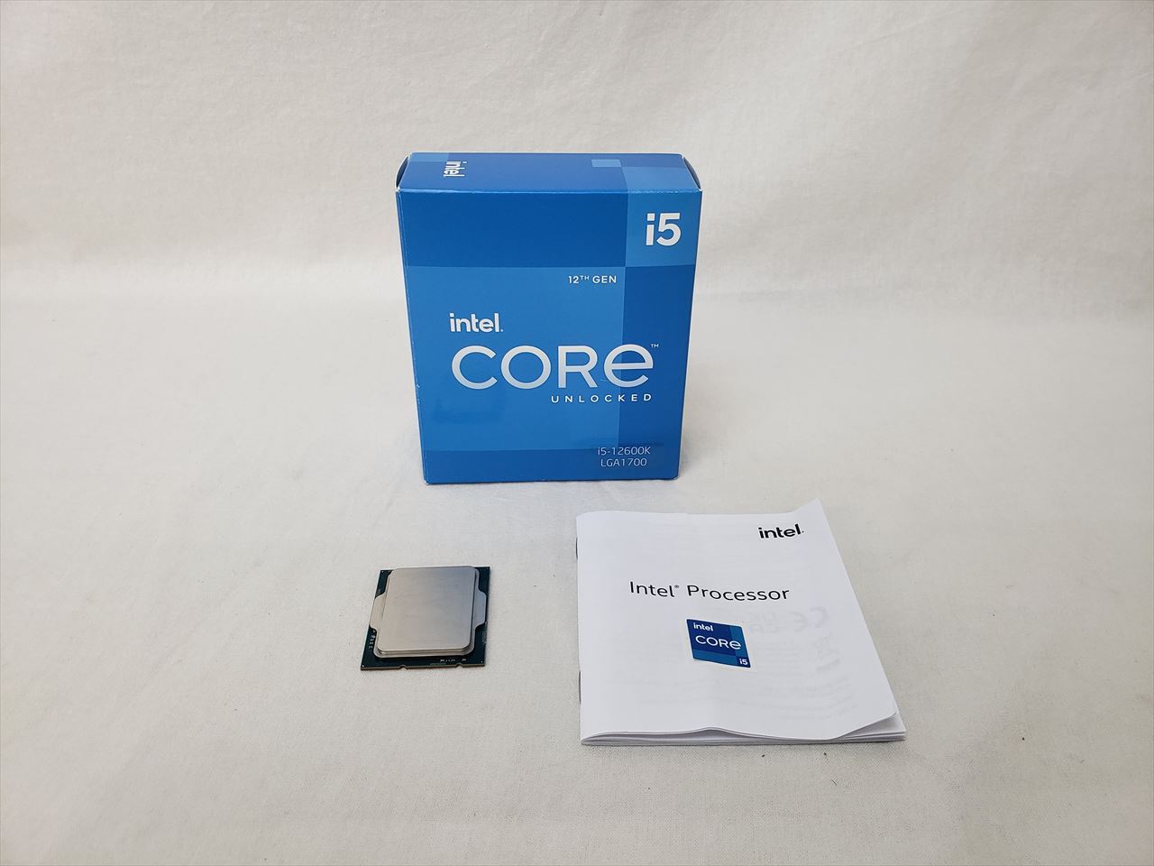 Core i5-12600K BOX (P-core 6(3.7GHz)+E-core 4(2.8GHz)/16スレッド/Single P ...